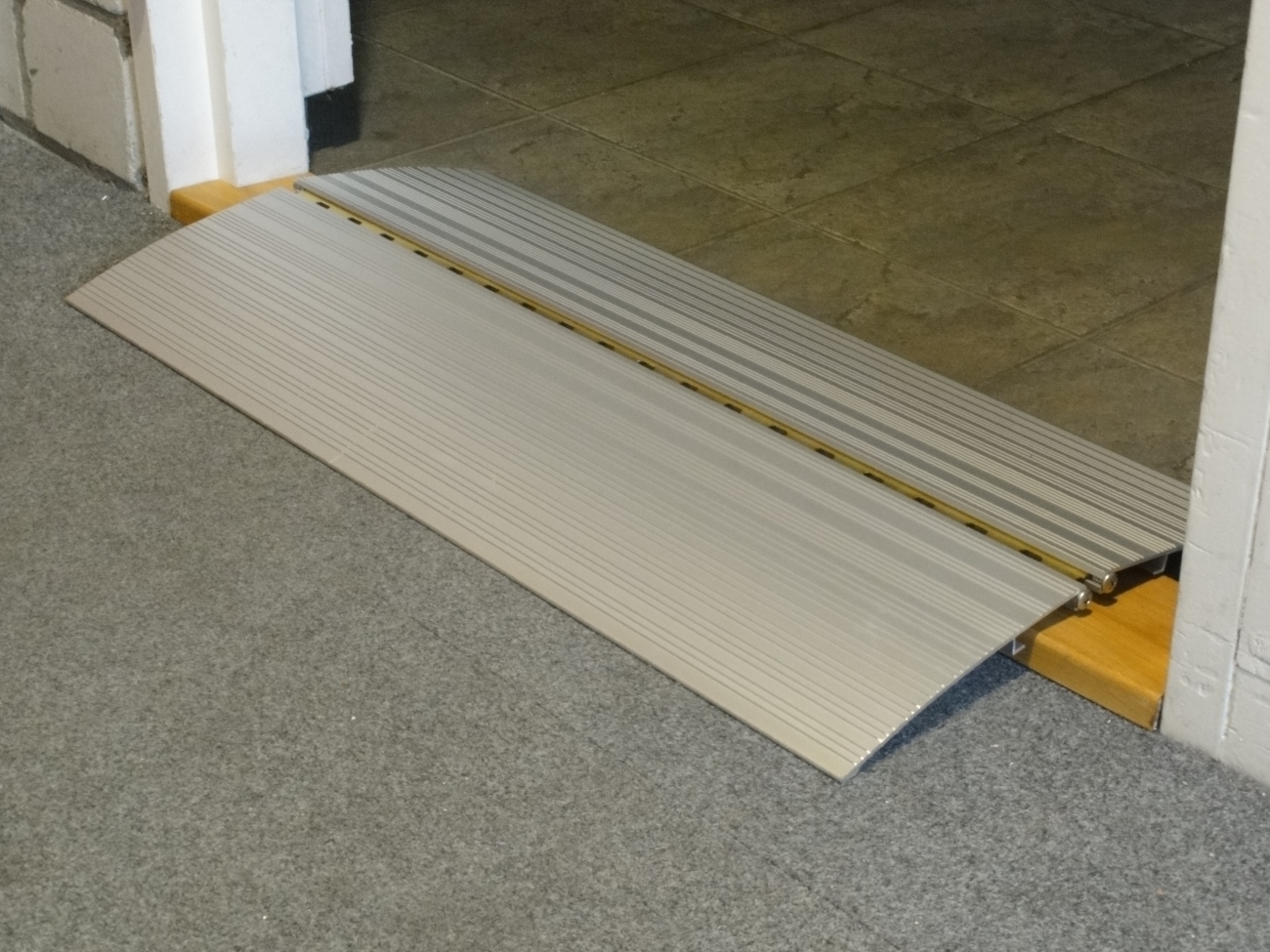 Indoor drempelbrug aluminium | mobiliteitswereld